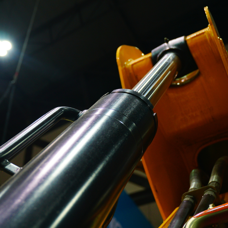 The Importance of Timely Hydraulic Cylinder Repair | The HREM Inc.